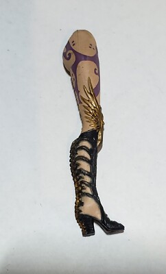 SKULL QUEEN Right Leg Spawn The Dark Ages 1998 McFarlane Toys Series 11 ...