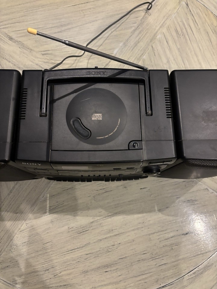 VTG Sony CFD-560 CD Radio Cassette BoomBox Mega Bass Detatchable ...