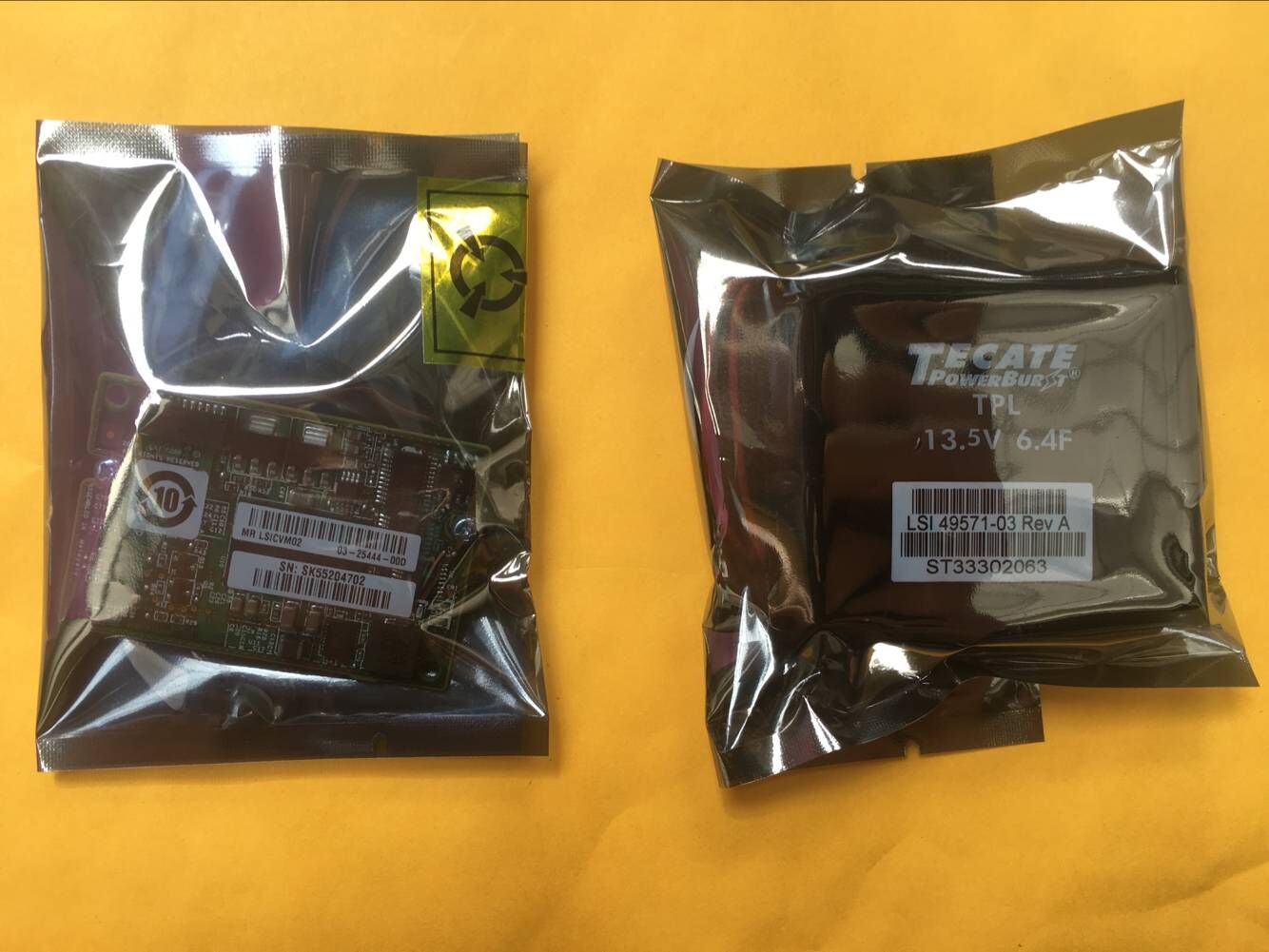 LSI LSI00418 LSI CVM02 1GB CacheVault Accessory Kit for MegaRAID SAS ...