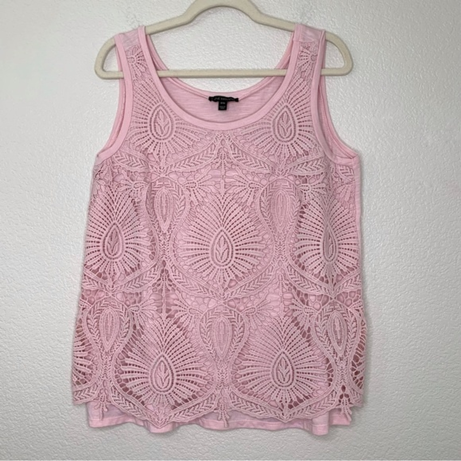 Lane Bryant Pink Lace Crochet Front Overlay Tank Top - Gem