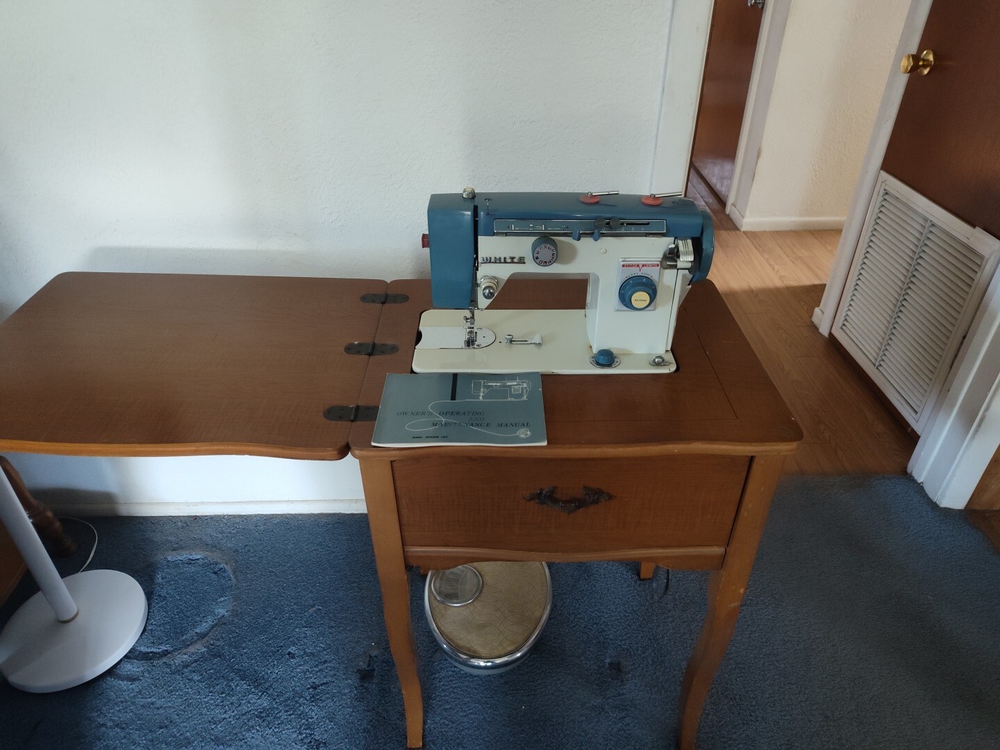 White Sewing Machine Model 167 | eBay