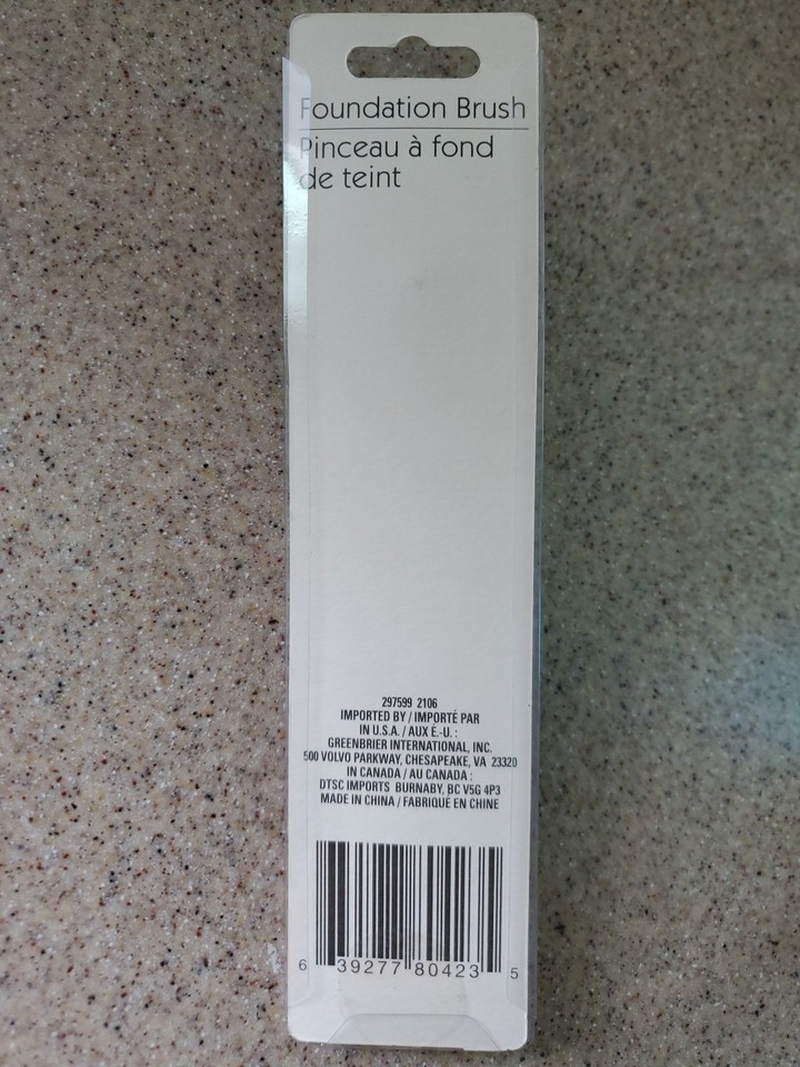 SASSY + CHICK Make Up Foundation Brush | eBay