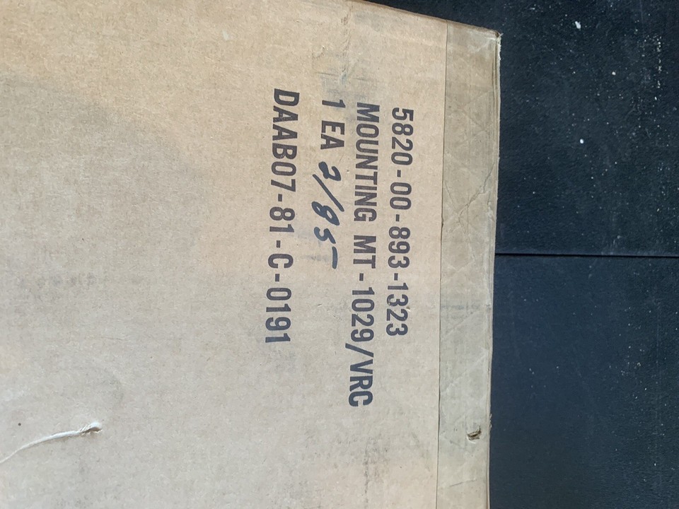 Military Radio Mount MT 1029 RT 524 246 VRC 12 Am2060 M151 A1 A2 M998 ...