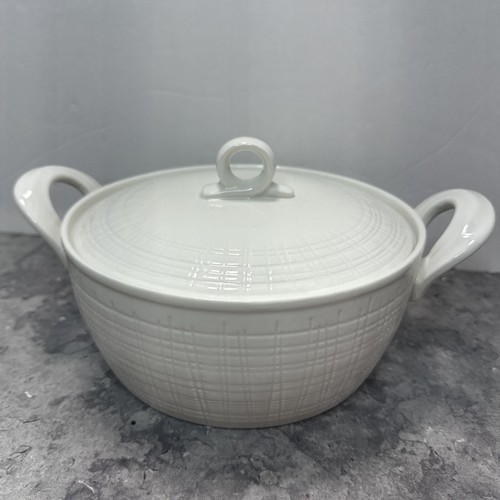 Blue Harbor Linen Collection Round Oven Safe Covered Casserole Dish ...