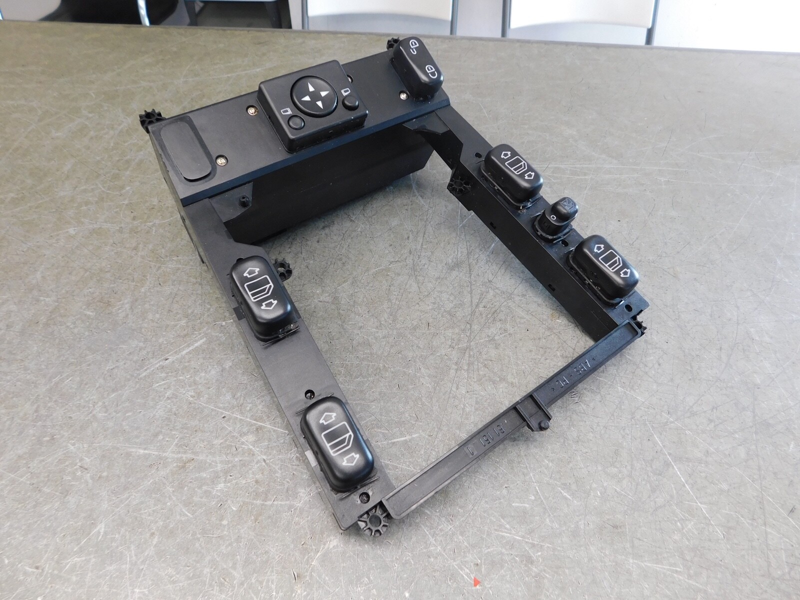 W163 02-05 ML320 ML350 ML500 ML55 WINDOW SWITCH 1638206210 | eBay