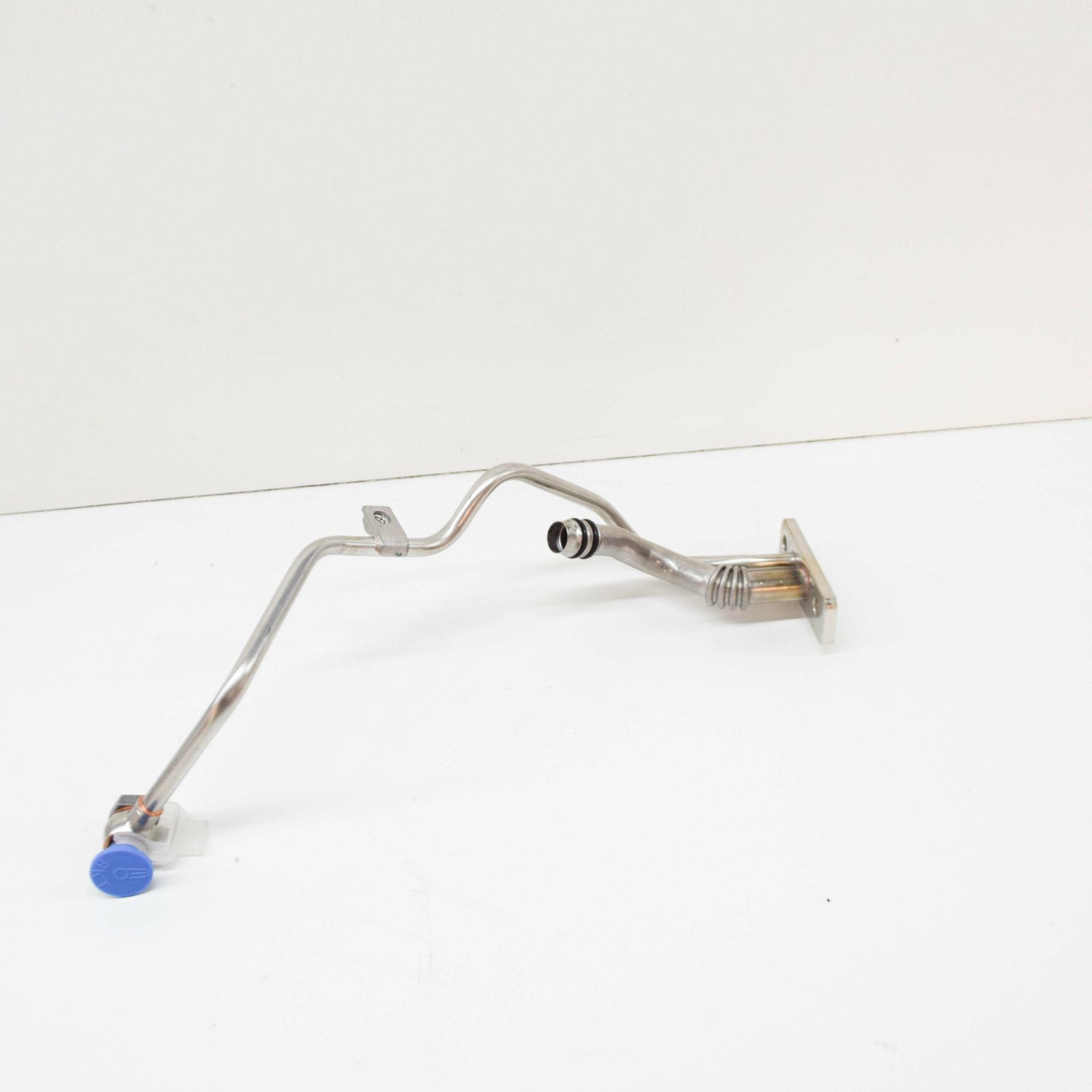 VW Beetle A5 Turbocharger Oil Return Line 03L145736AH Genuine for sale ...