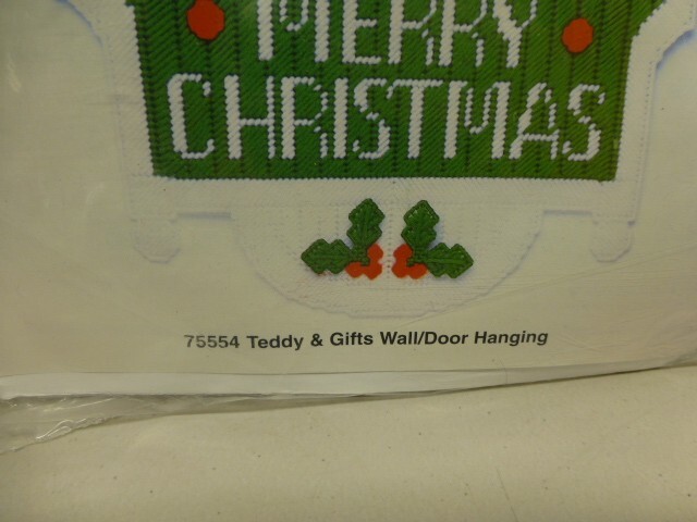Distlefink Designs Plastic Canvas Kit - Teddy & Gifts Wall/Door Hanging ...