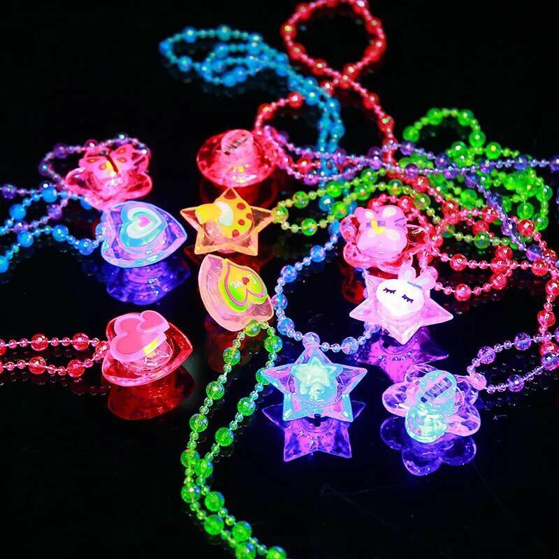 Crystal Light Up Necklaces LED Sparkle Plastic Necklace and Shining ...