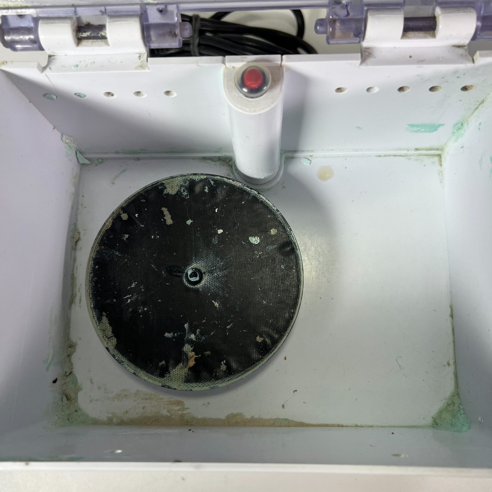 JFJ Easy Pro CD/DVD /Game Disc Repair Cleaner Machine FOR PARTS or ...