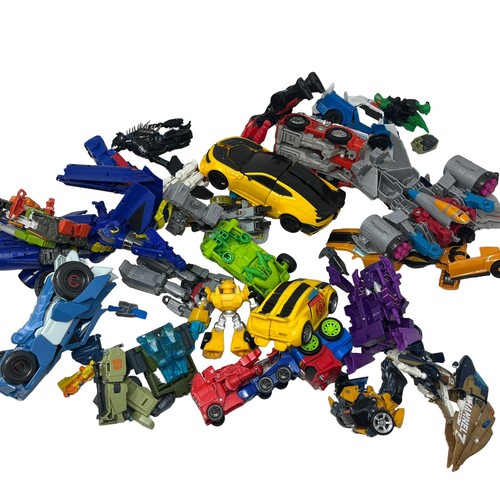 Transformers Cars Vintage Modern Lot Of Assorted Transformers Parts Or ...