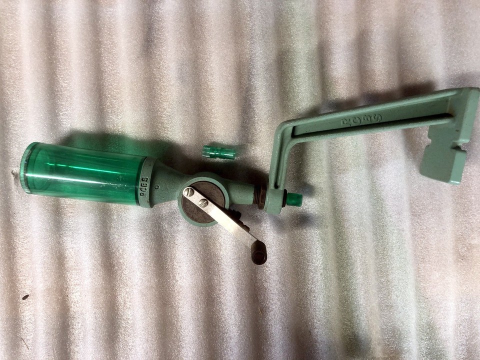 VINTAGE RCBS UNIFLOW POWDER MEASURE LARGE CYLINDER W/ PIGGYBACK STAND ...