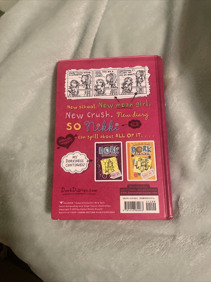 Dork Diaries: Dork Diaries 1 : Tales from a Not-So-Fabulous Life by ...