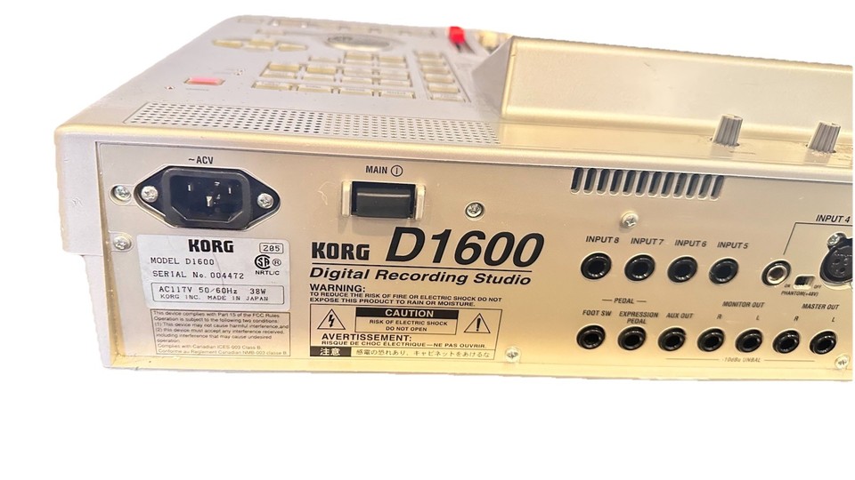 Korg D1600 Digital Recording Studio Pro Audio Equipment Multitrack 16 ...