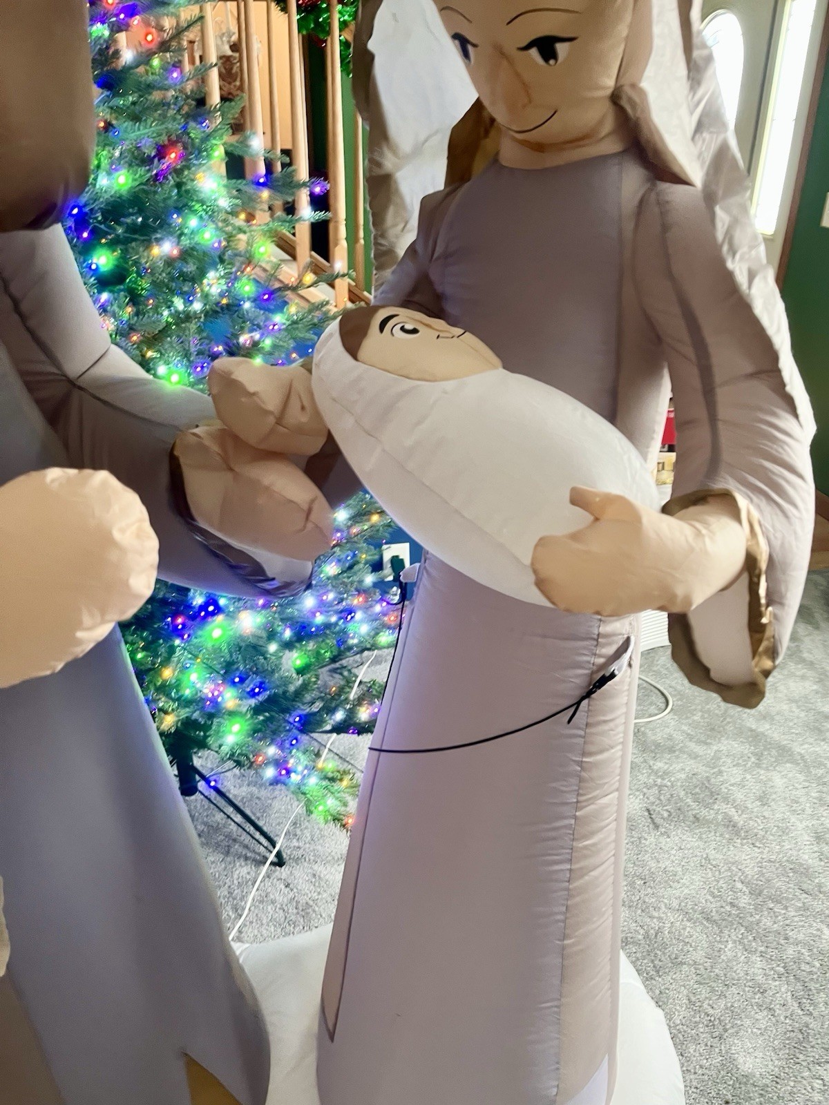 Christmas Gemmy Holy Family Nativity Scene Airblown Inflatable 6.5 ft ...