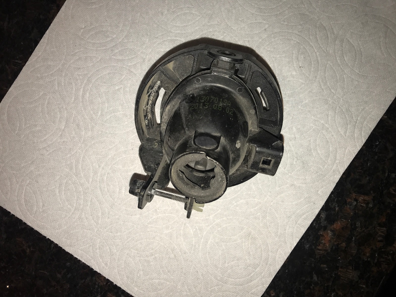 2014-2018 JEEP Cherokee LEFT OR RIGHT FOG LIGHT LAMP FOGLIGHT ...