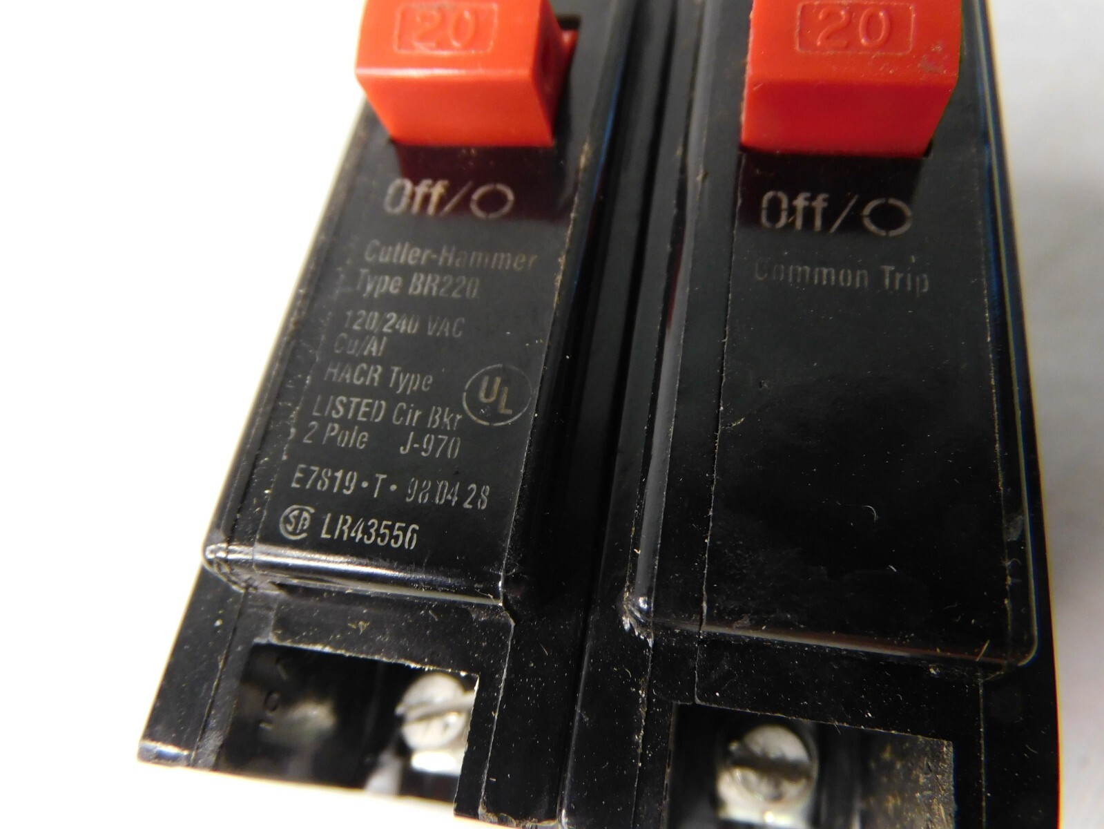 Cutler-Hammer BR BR220 2 pole 20 amp 240v Circuit Breaker Red | eBay