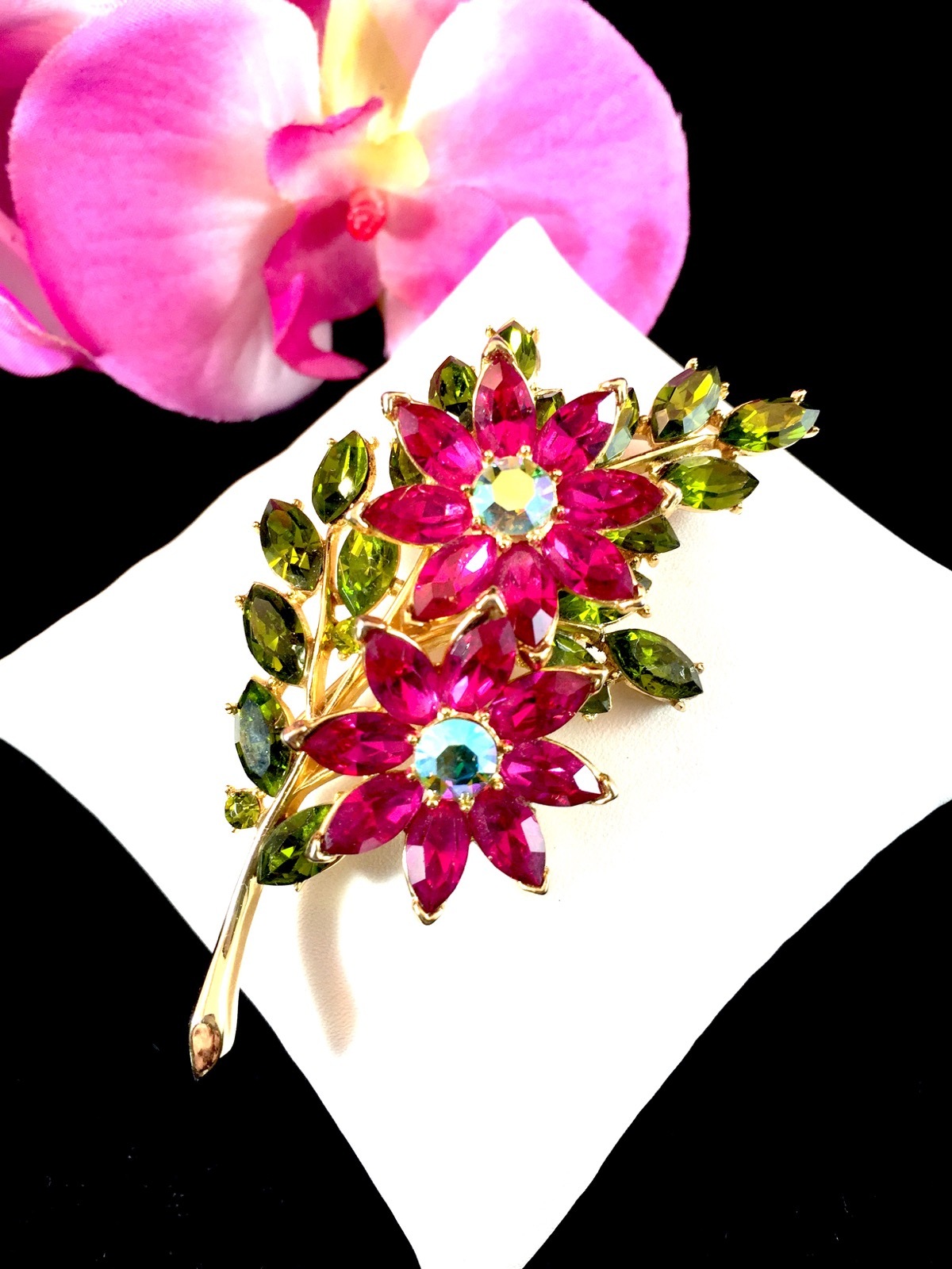 EXQUISITE CROWN TRIFARI FUCHSIA OLIVINE AB RHINESTONE FLOWER LEAVES ...