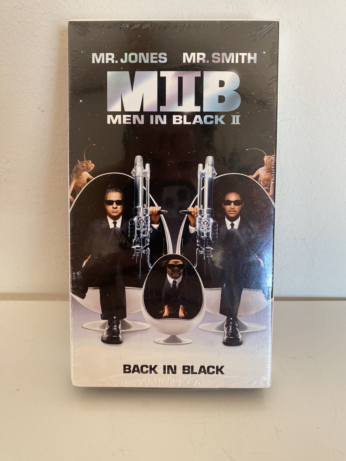 New Men in Black 2 VHS MIB II VIDEO TAPE SEALED WILL SMITH ALIEN | eBay