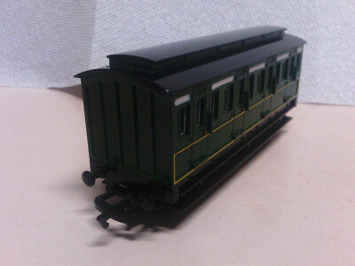 Bachmann Trains Thomas and Friends Emily's Coach 76042 HO/OO Glossy ...