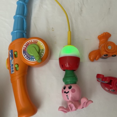 Vtech Jiggle & Giggle Fishing Set - 16” Rod Lights Up Music/Number ...