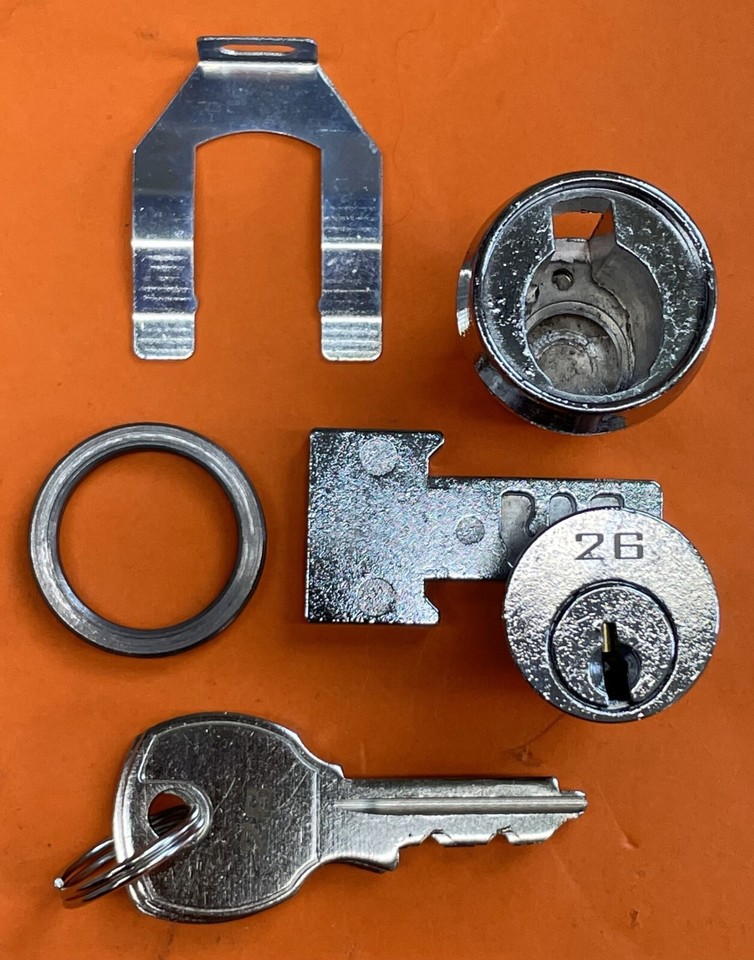 Diebold DP-500 Locks 41-019209 Undercounter T Bolt Lock Kit, Core Lock ...