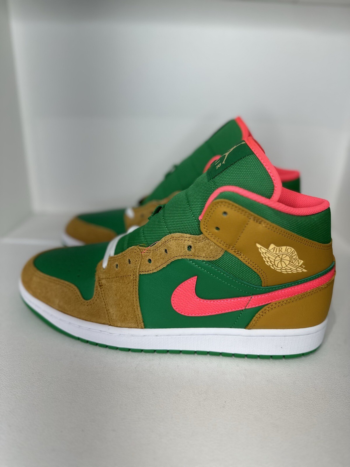 Nike Air Jordan 1 Mid Wheat Watermelon Men's US13 DX4332-700 | eBay