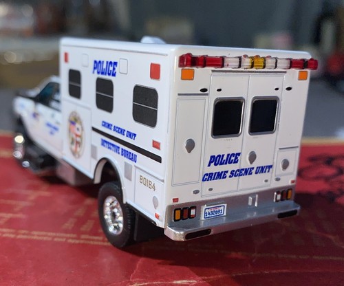 Kitbash 1/64 1-1 Custom WALK IN RESCUE Los Angeles Police Department ...