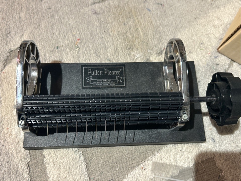 The Pullen Pleater Martha Pullen In Box Smocking Machine Instructions ...