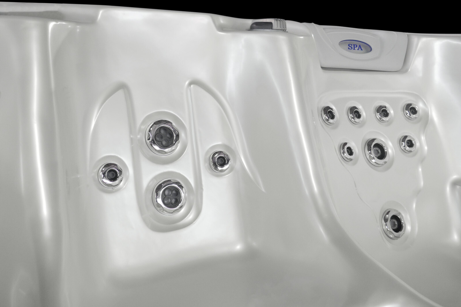 LUSO SPAS THE RELAY SWIM SPA IN STOCK NATIONWIDE DELIVERY LED LIGHTS ...
