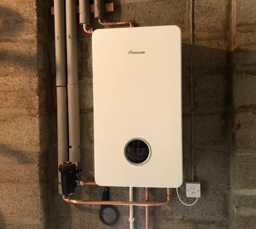 Worcester Bosch 8000 Life Combi Gas Boiler 30kW 'SUPPLY and FITTED ...