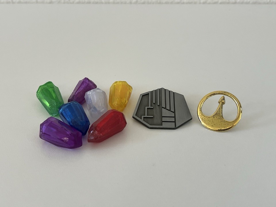 Star Wars Lot Galaxy Edge Kyber Crystals Galactic Insignia Rebel ...