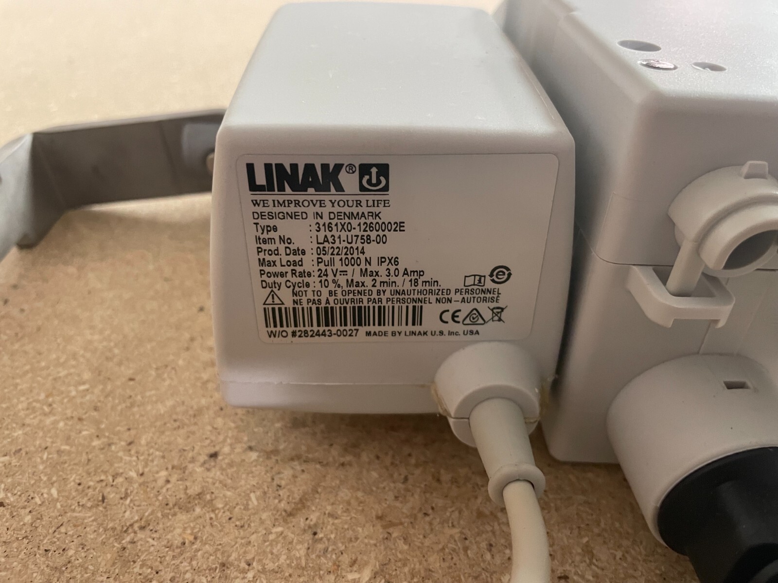 Linak 316100+12XX34E CB9140AC1-0011F Control Module 120v-ac and FS31HS ...