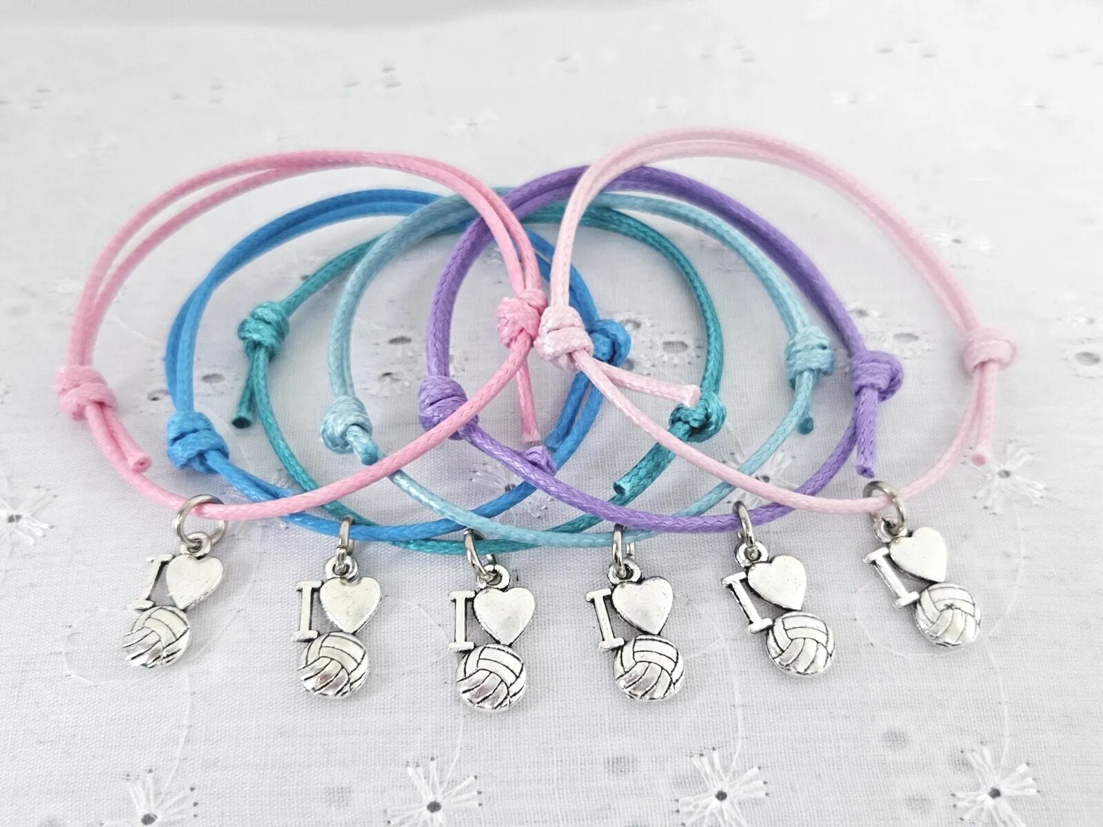 6 I LOVE NETBALL FOOTBALL FRIENDSHIP BRACELETS BIRTHDAY PARTY BAG GIFT ...