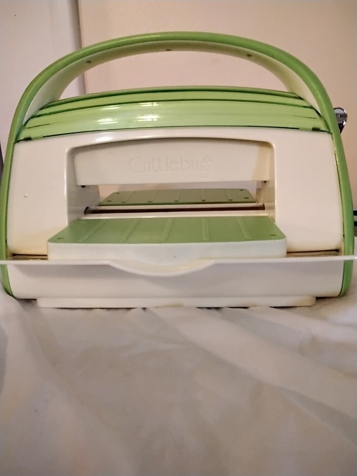 Cricut Cuttlebug Manual Die Cutting & Embossing Machine | eBay