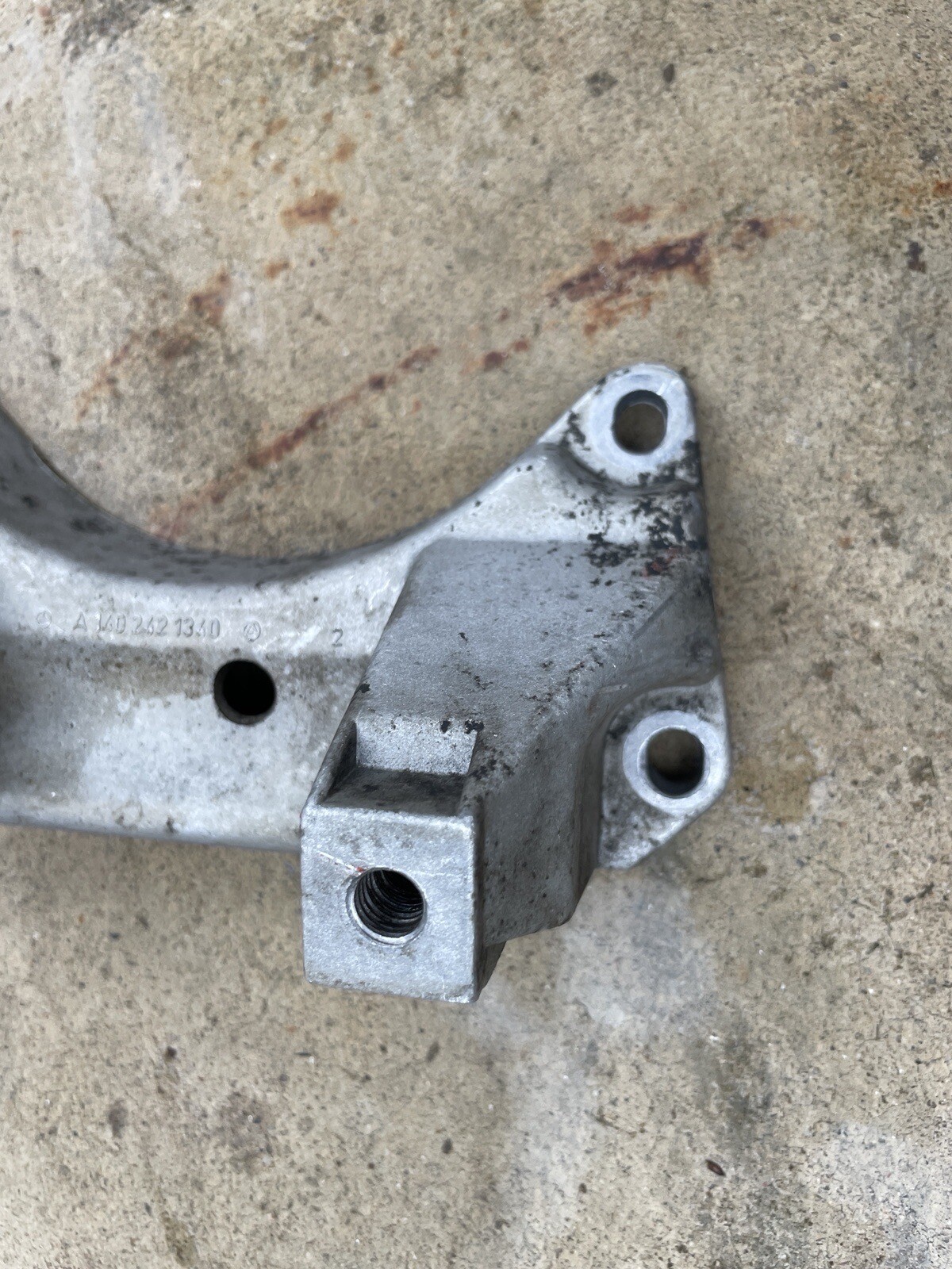 1996-2018 MERCEDES-BENZ REAR TRANSMISSION BRACKET 1402421340 W210 With ...
