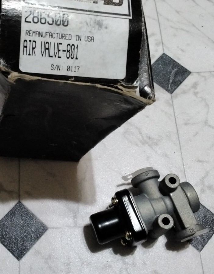 BREAK BEST Air Brake Pressure Valve - 1/4" NPT for Heavy Duty Big Rigs ...