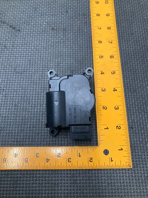 7L0907511AD Actuator (9) Heater a/C Delphi 52411483R04 VW Touareg 7L6 ...