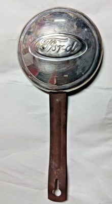 1933 1934 35 Ford spare tire lock hub cap Bracket accessory trim chrome ...