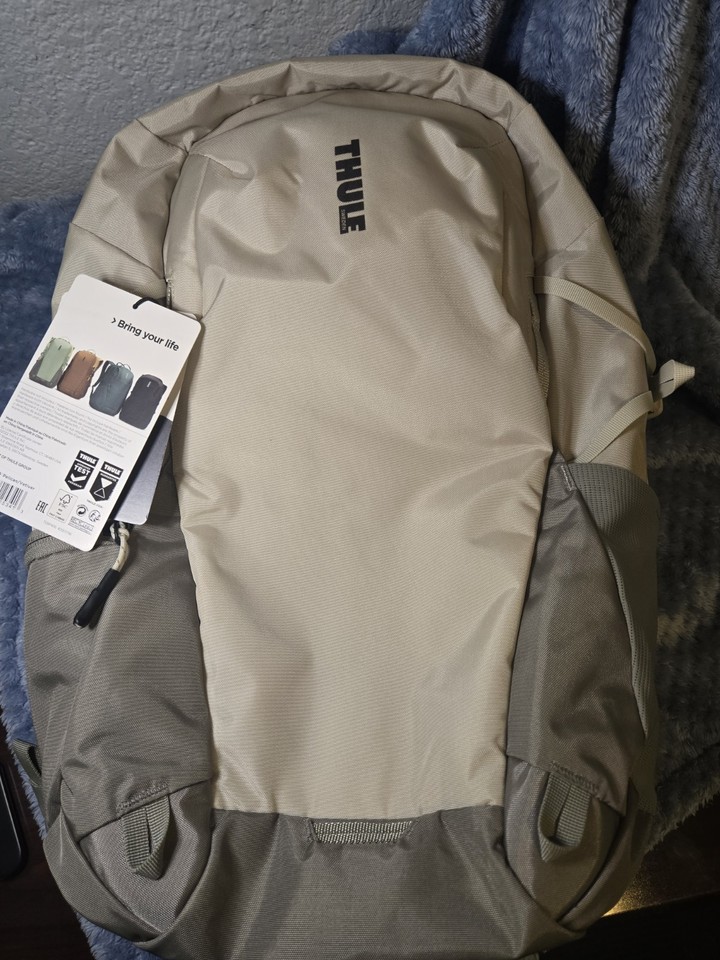Thule Enroute Backpack 21L Pelican Grey Laptop Work School New | eBay