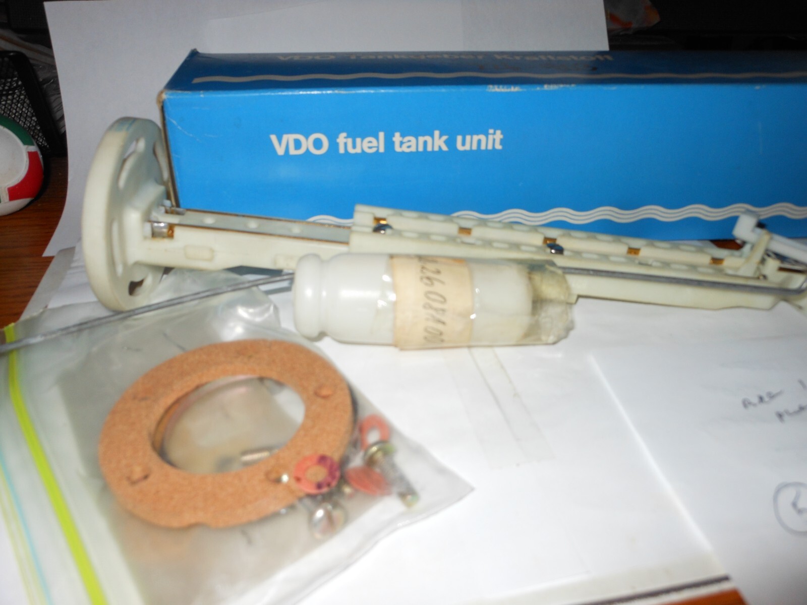 VDO 226-403 FUEL LEVEL SENDING UNIT~DUAL~OHM RATING 90 TO ZERO~TANKS 6 ...