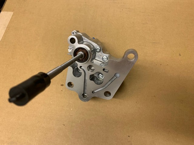 Volvo D12 Fuel Pump 20411997 21067551 for sale online | eBay