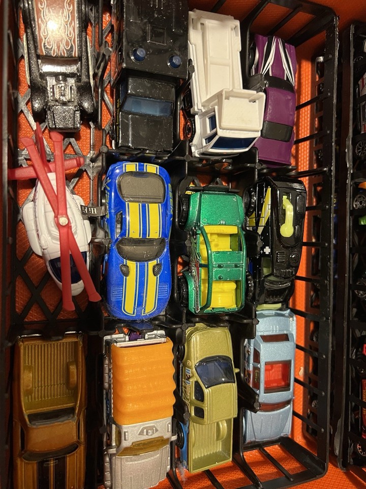 Matchbox 50 Car Carry Case Loaded With Diecast Cars | eBay