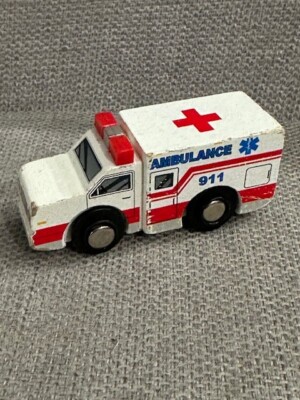 Maison Joseph Battat Wooden Ambulance Wooden Rolling Wheels Toy Car 911 ...