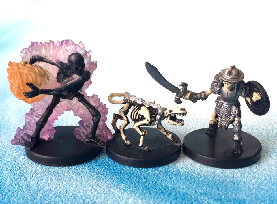 Blazing Skeleton Wolf Skeleton Undead Dungeons & Dragons Miniatures ...