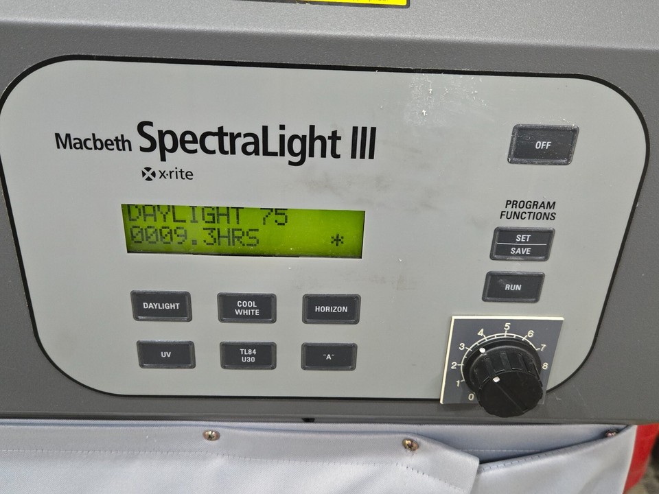 X-Rite Macbeth SPLIII : Spectralight III Light Box (1249) | eBay