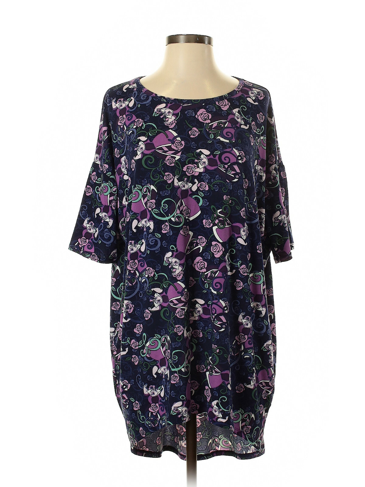 Women Lularoe Disney Alice In Wonderland's Queen of Hearts Irma Shirt ...