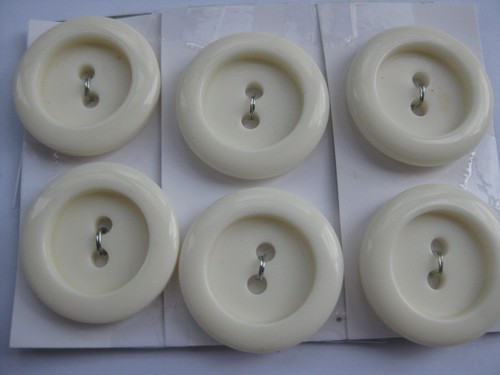 25mm Large Lovely Classic Glossy Warm White Deep Concave Sewing Buttons ...