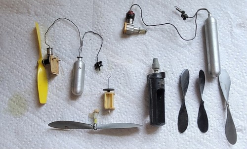 Vintage CO2 Motors For Model Airplane Engine Radio Control PARTS Sold ...