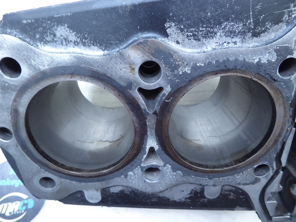 Kawasaki KZ1000 Engine Cylinder Jug and Pistons PL1235-8 | Japan | OE