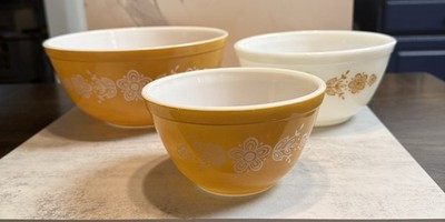 Pyrex Butterfly Gold Bowls 1972 Vintage - Set of 3 (401,402, 403) | eBay